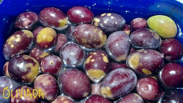 Spots On Olives: Are They Dangerous Or Safe To Eat?